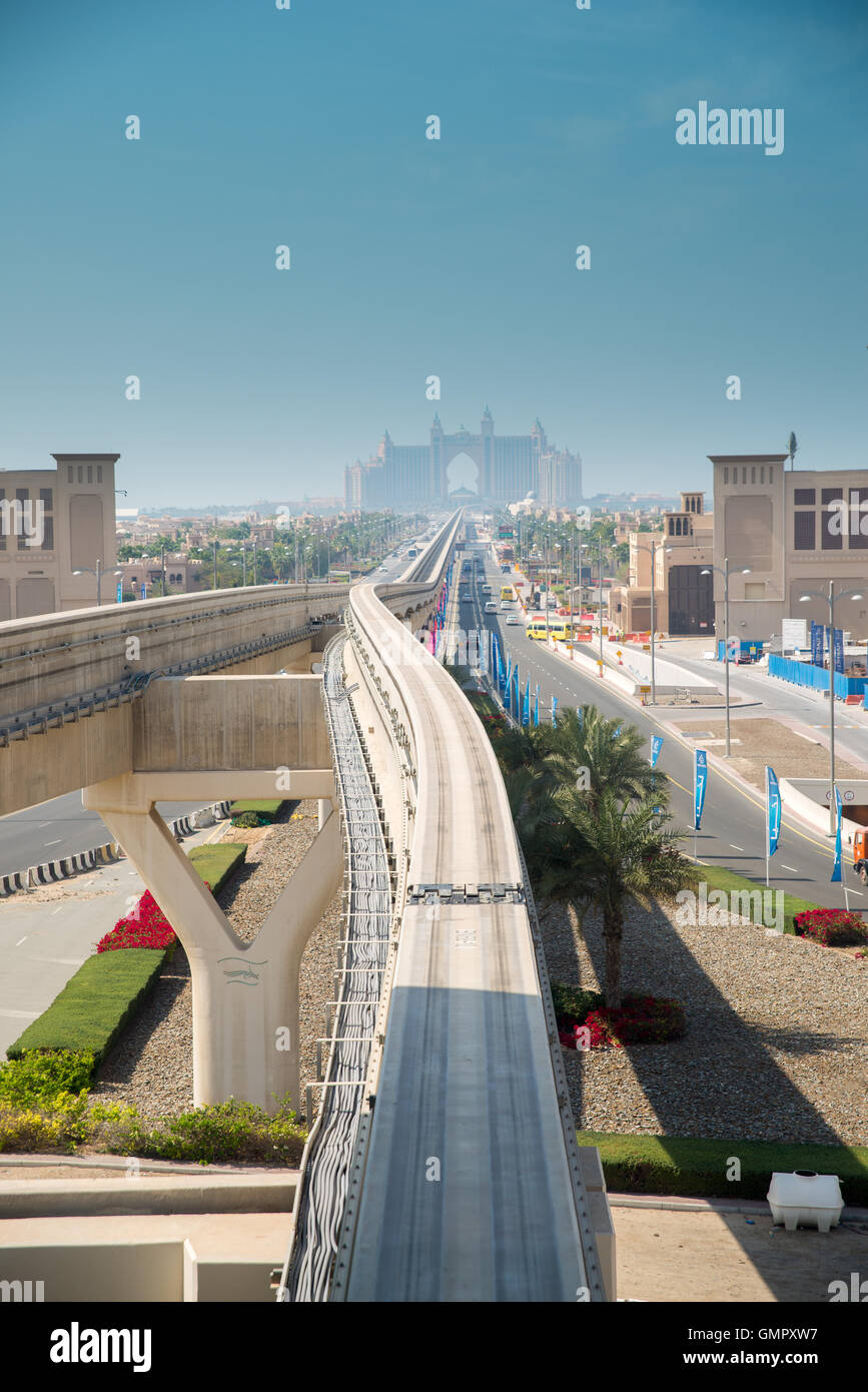 Modern day dubai hi-res stock photography and images - Alamy