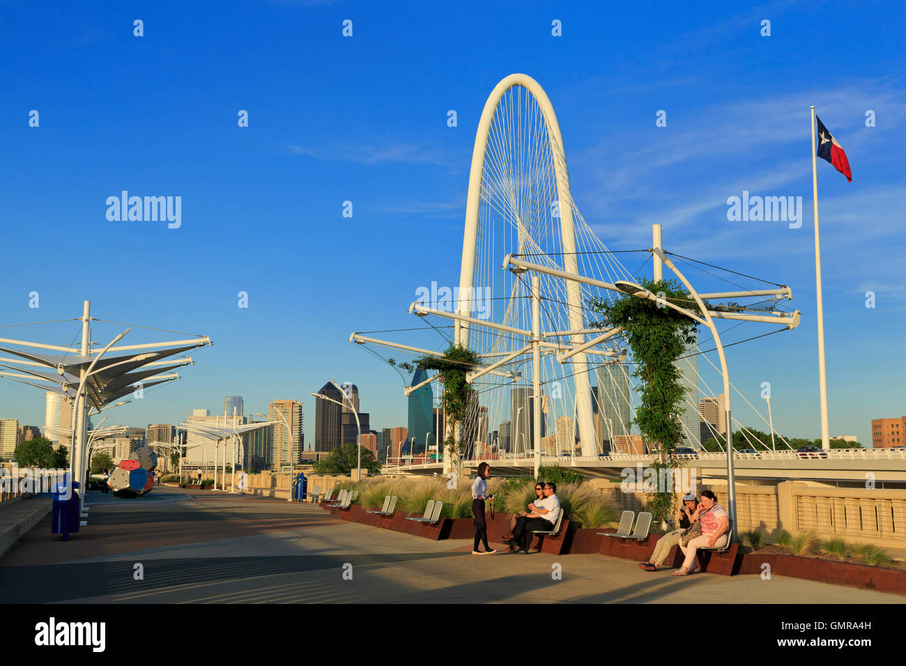 Dallas margaret hunt bridge hi-res stock photography and images - Alamy