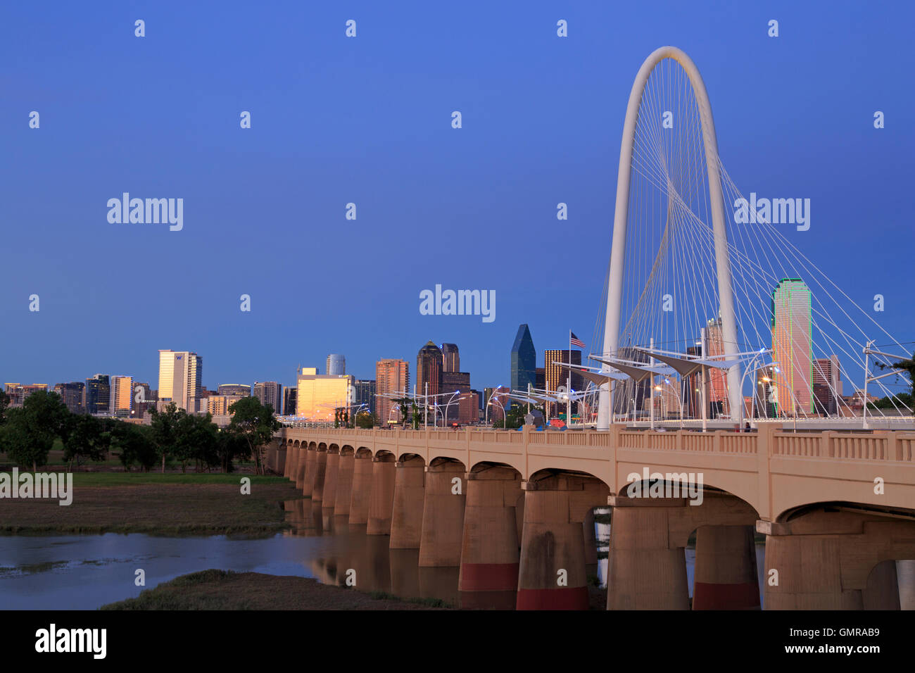 The Margaret Hunt Hill Bridge, Dallas, Texas, USA Stock Photo - Alamy
