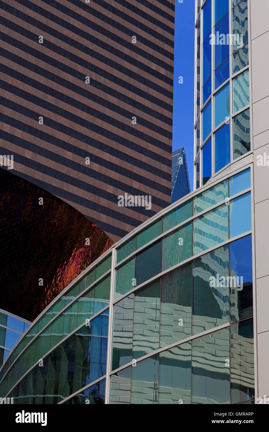 First campus center hi-res stock photography and images - Alamy