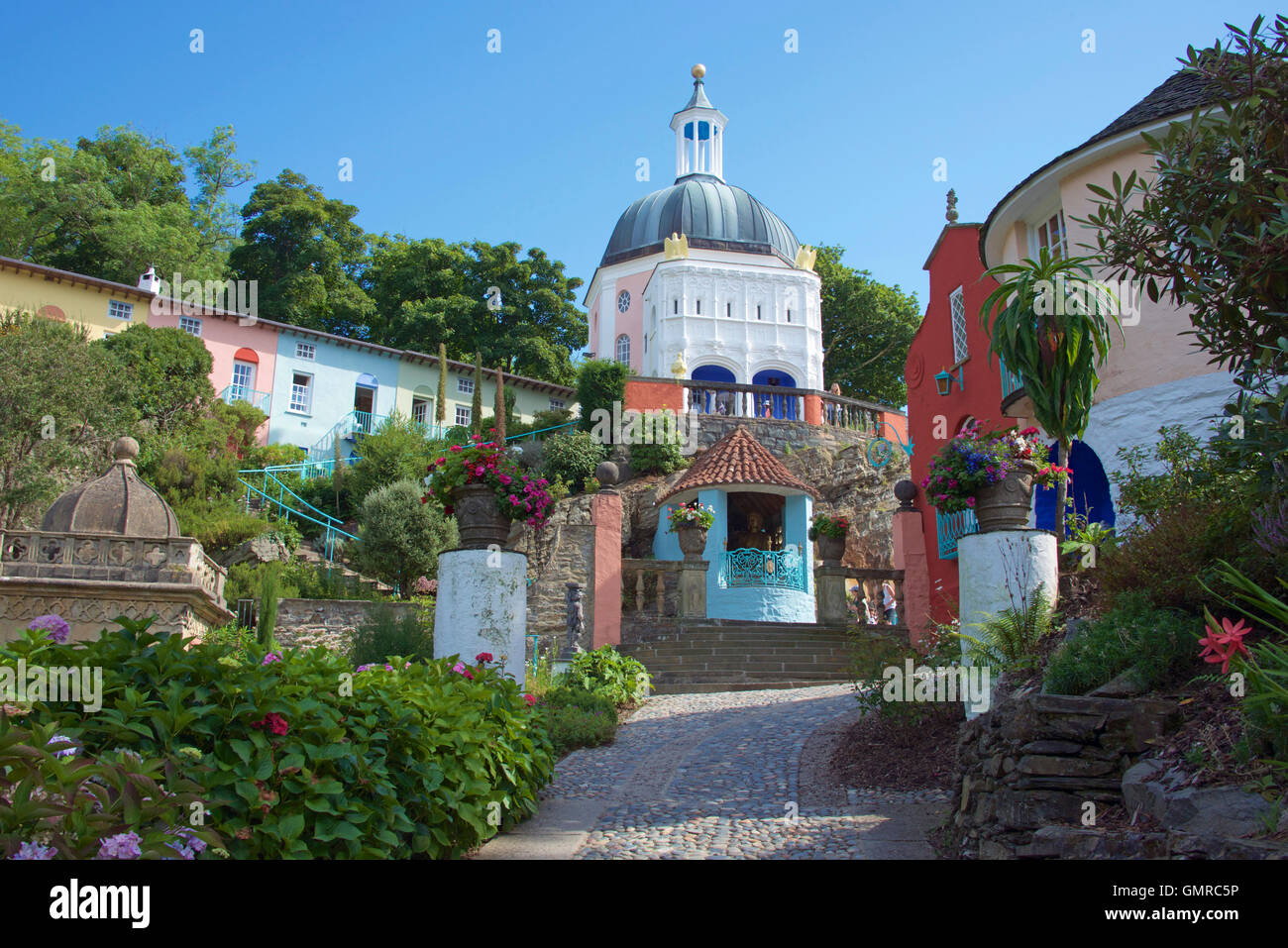 Portmeirion Italianate Village, North Wales - location where the cult ...