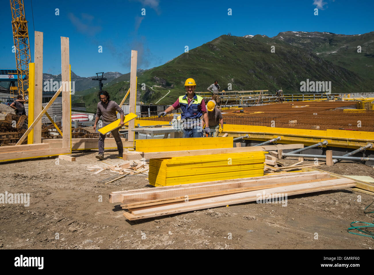 Formwork shuttering in concrete construction hi-res stock photography ...