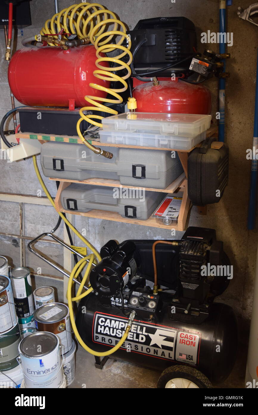 Compressed air tools hi-res stock photography and images - Alamy