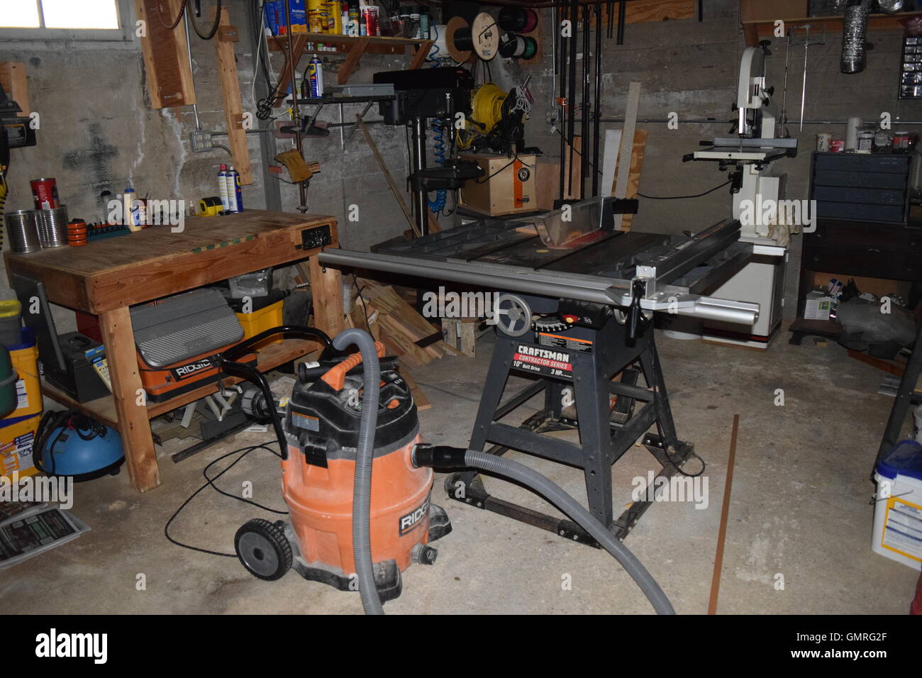 Workshop Machinery Room in the Dark Stock Photo - Alamy