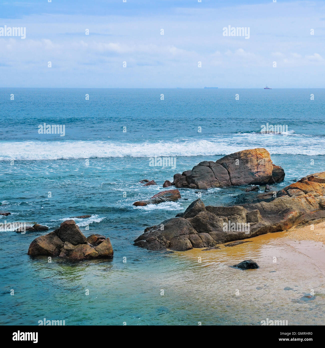 Beautiful coast of the Indian Ocean Stock Photo - Alamy