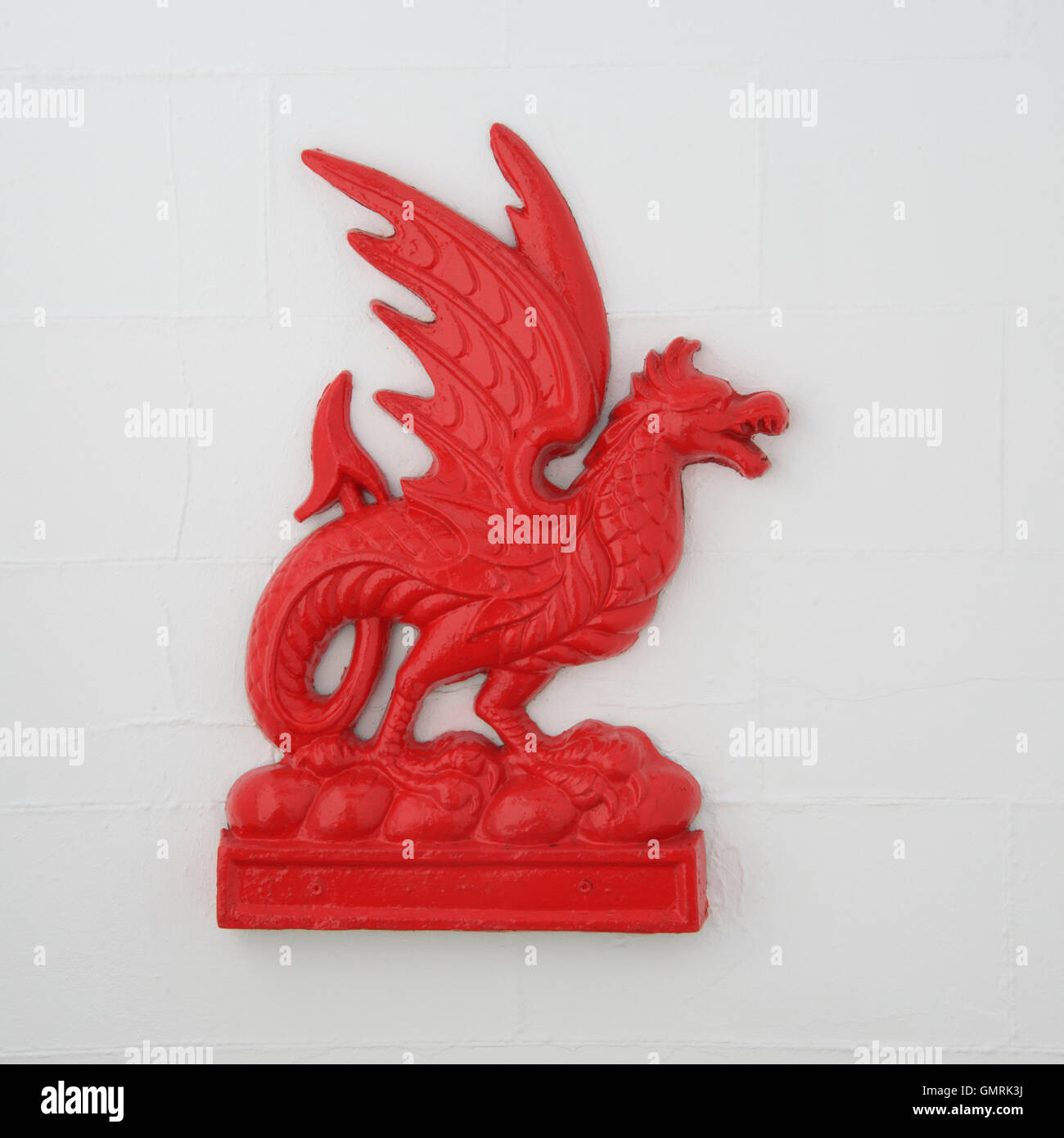 Welsh dragon plaque, Portmeirion, N Wales Stock Photo - Alamy