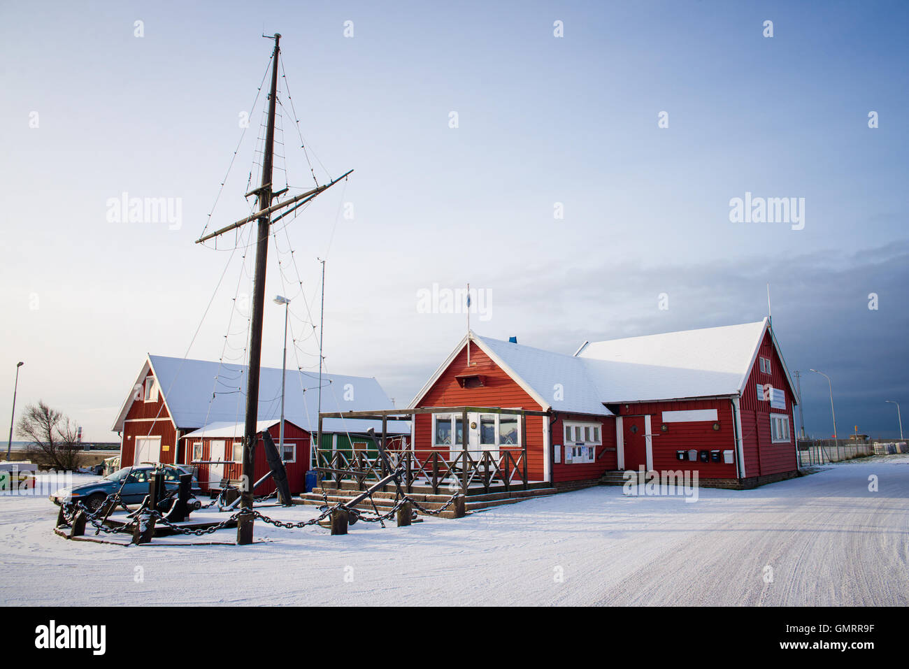 Red colors hi-res stock photography and images - Alamy