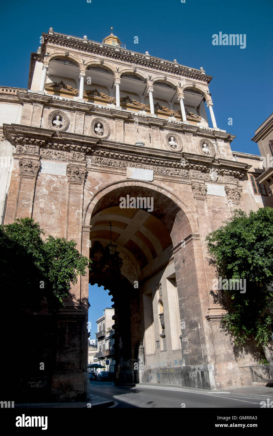 Porta dei giganti hi-res stock photography and images - Alamy
