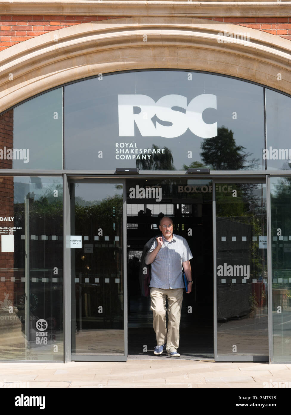 The RSC (Royal Shakespeare Company) theatre at Stratford upon Avon ...