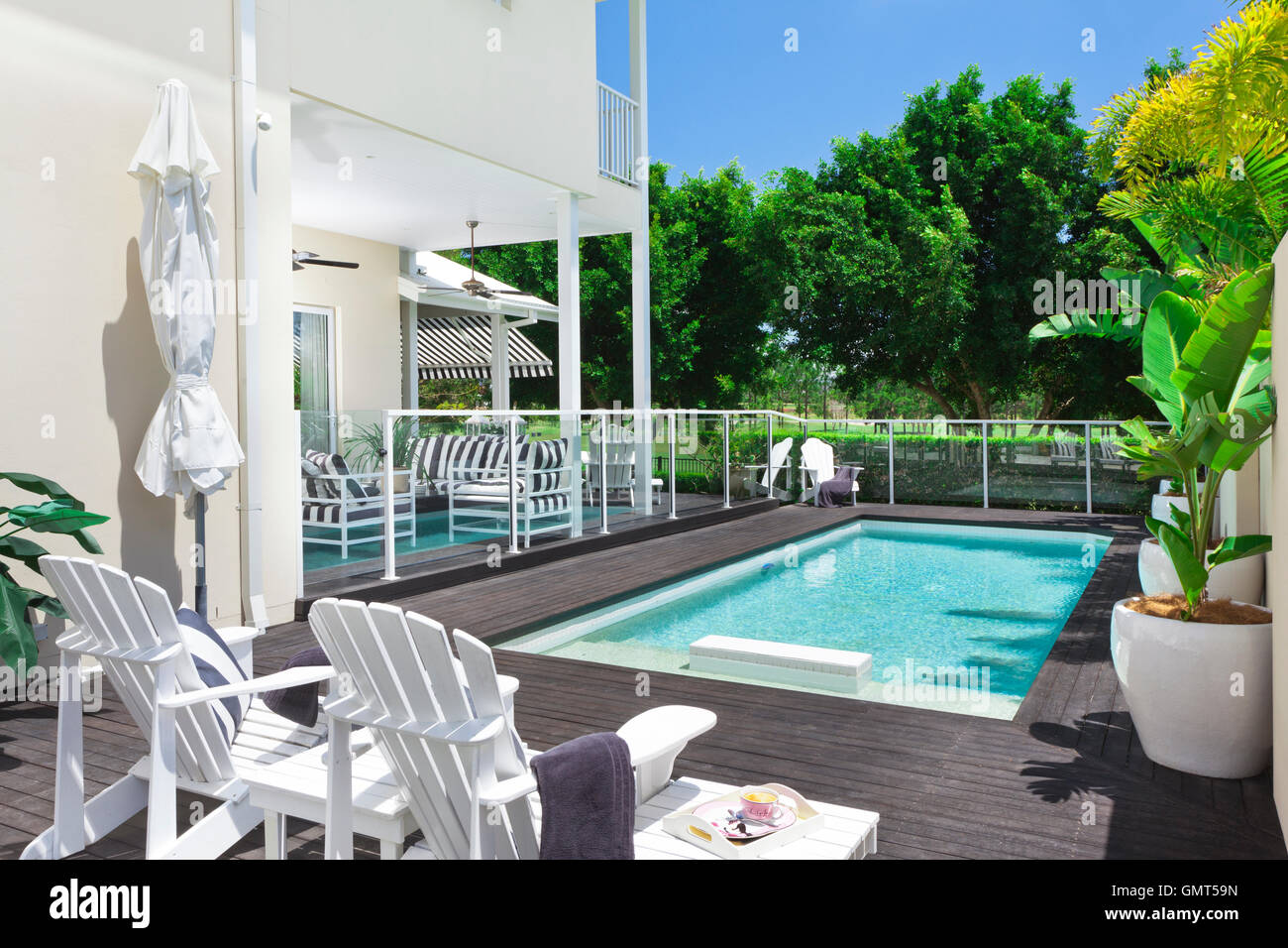 Swimmin pool hi-res stock photography and images - Alamy