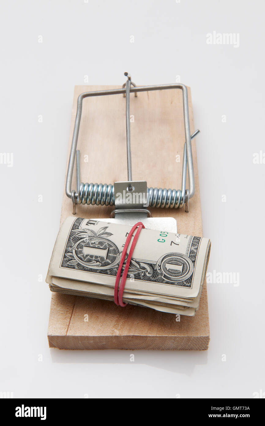 Mouse Trap dollar bill Stock Photo - Alamy