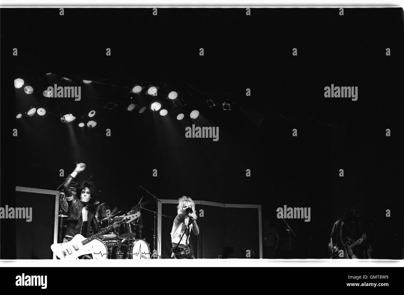 Motley crue 1981 hi-res stock photography and images - Alamy