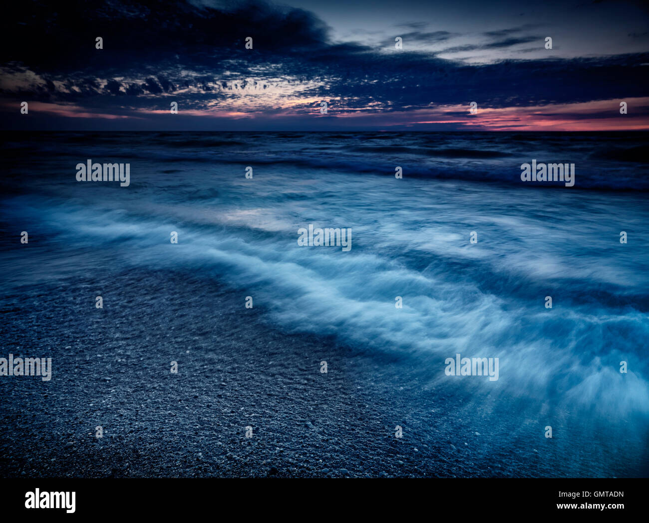 Beautiful dramatic scenery scene hi-res stock photography and images ...