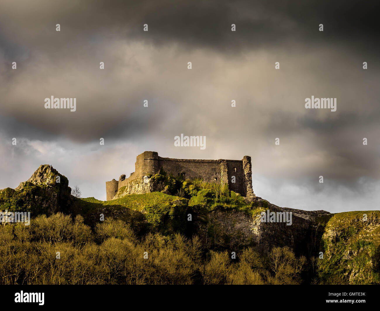Carreg Cennen Castle, Llandeilo, Carmarthenshire, Wales Stock Photo - Alamy