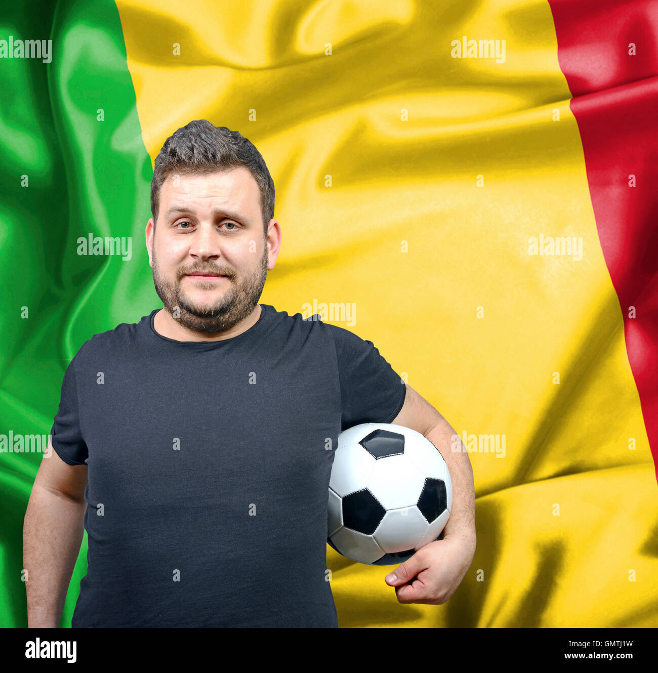 Proud football fan of Mali Stock Photo - Alamy