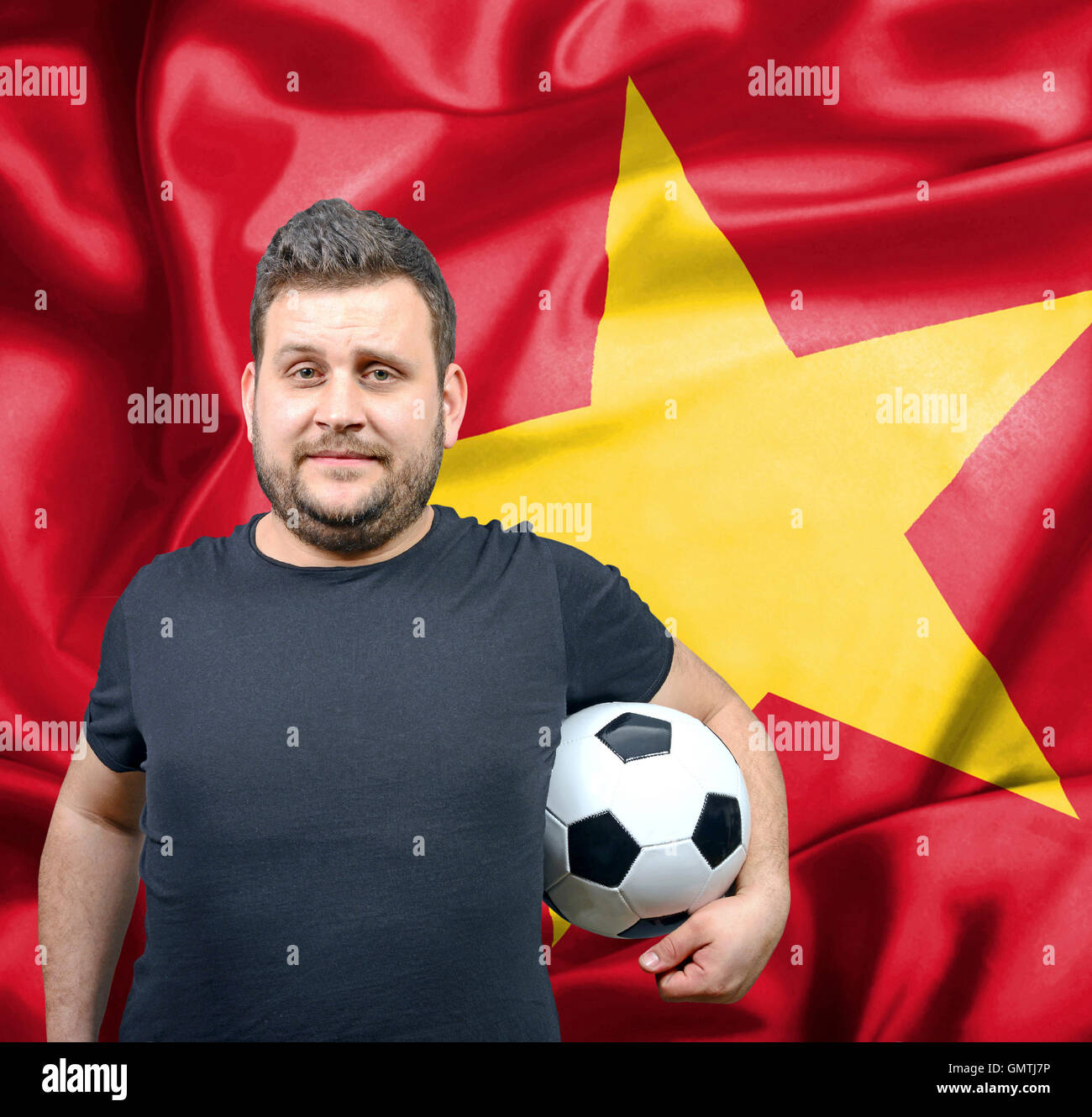 Vietnamese fan cheering football hi-res stock photography and images ...