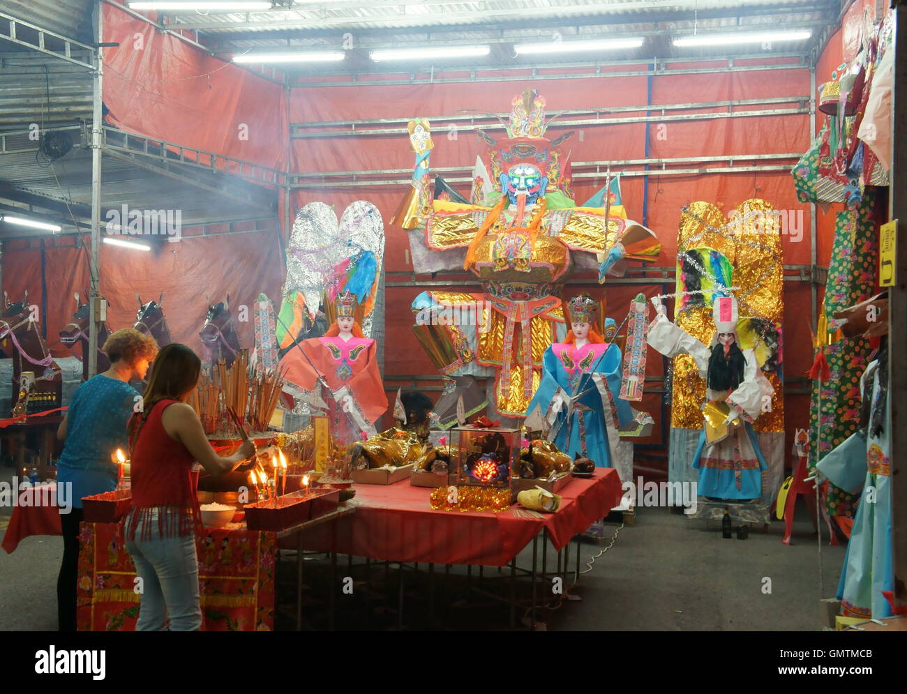 prayers offering to King of Hades, during Hungry Ghost Festival Stock ...