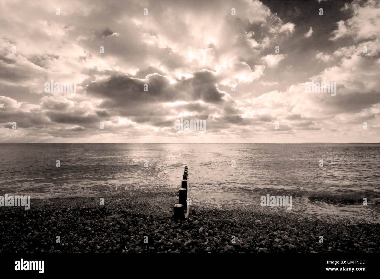 Silver tone hi-res stock photography and images - Alamy