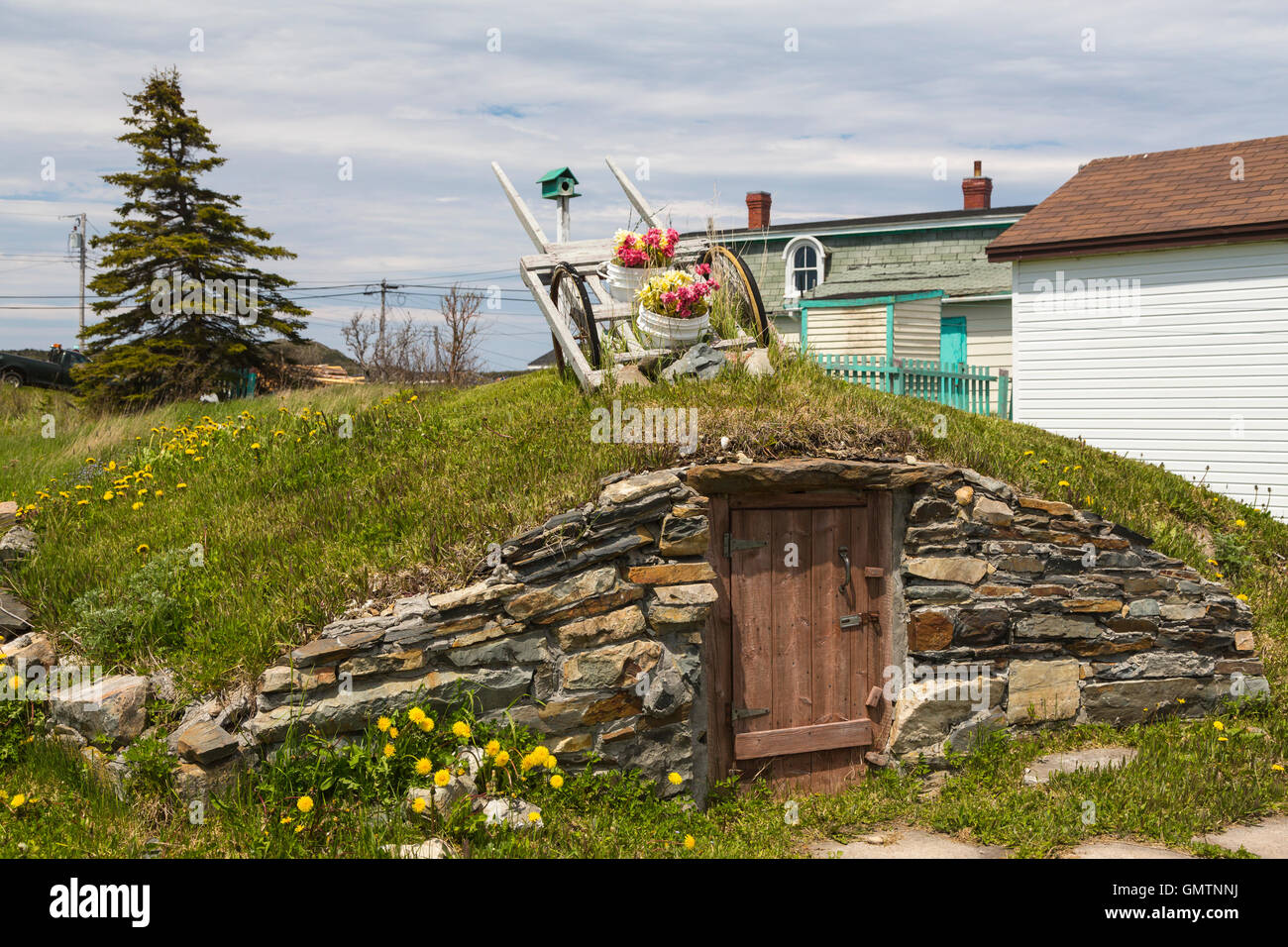 Root cellar hi-res stock photography and images - Alamy