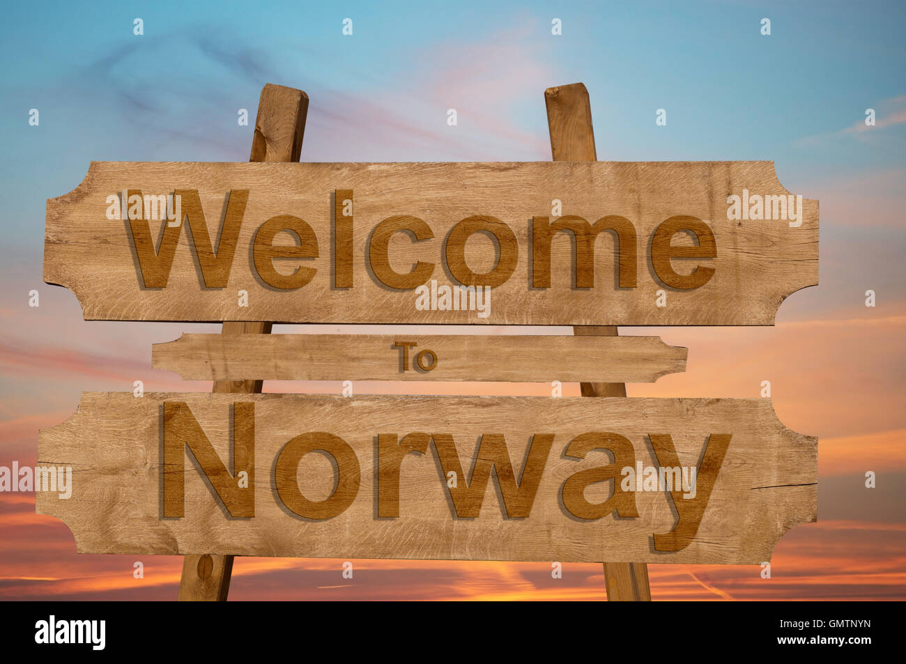 Welcome to Norway sign on wood background Stock Photo - Alamy
