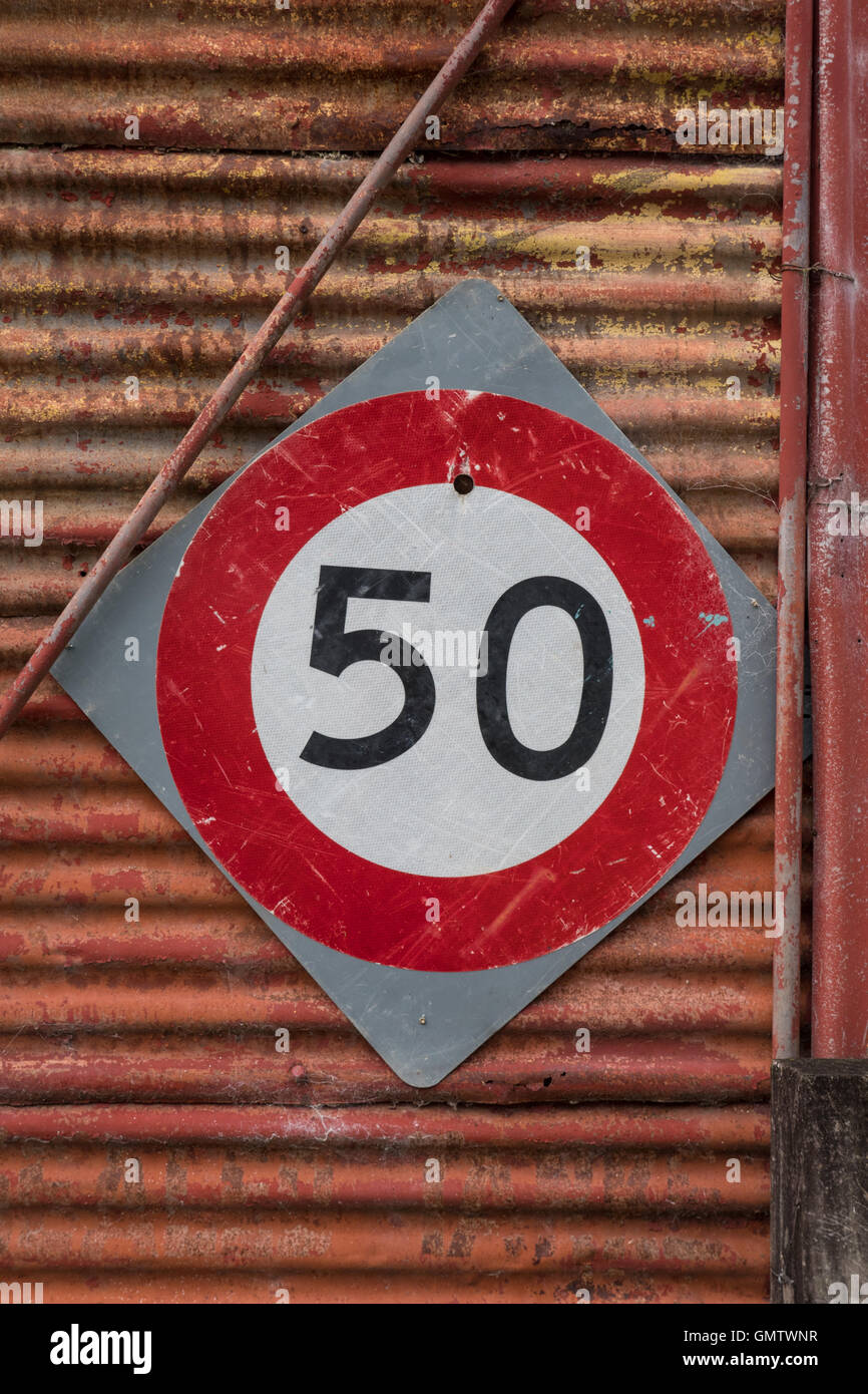 50 kph limit hi-res stock photography and images - Alamy