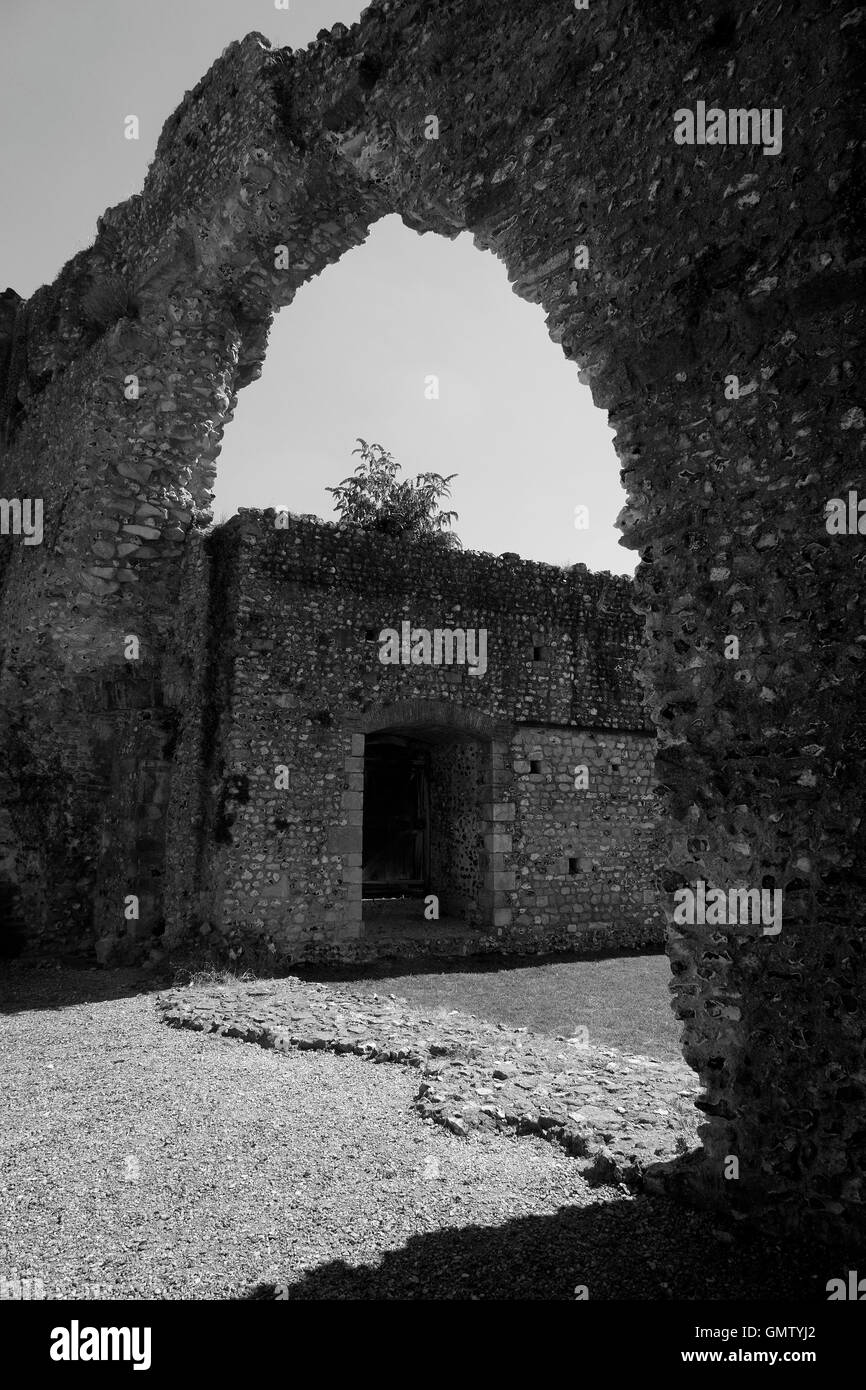Wolvesley castle hi-res stock photography and images - Alamy