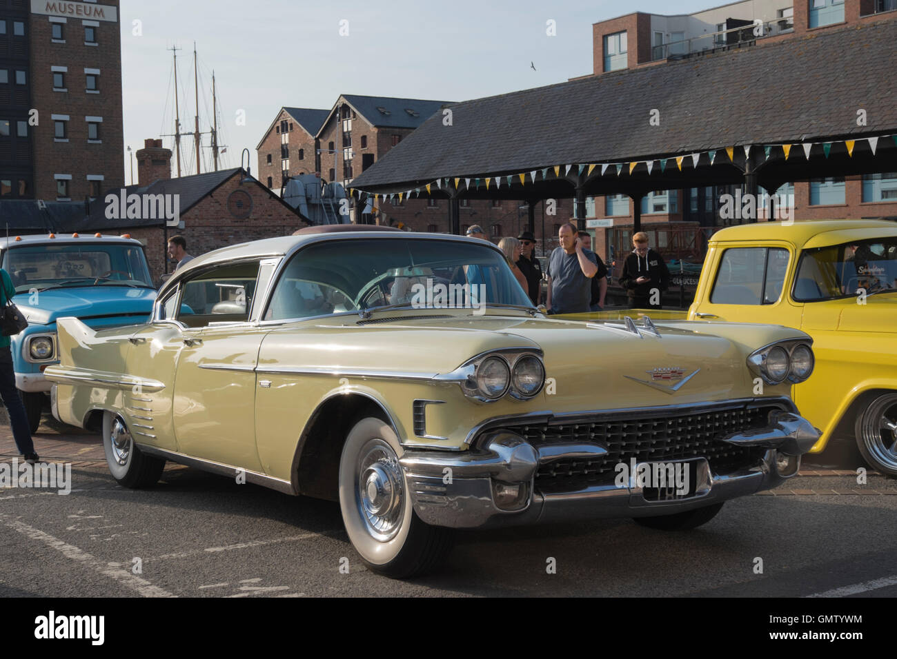 Classic American car rally at Gloucester Docks in England Stock Photo ...