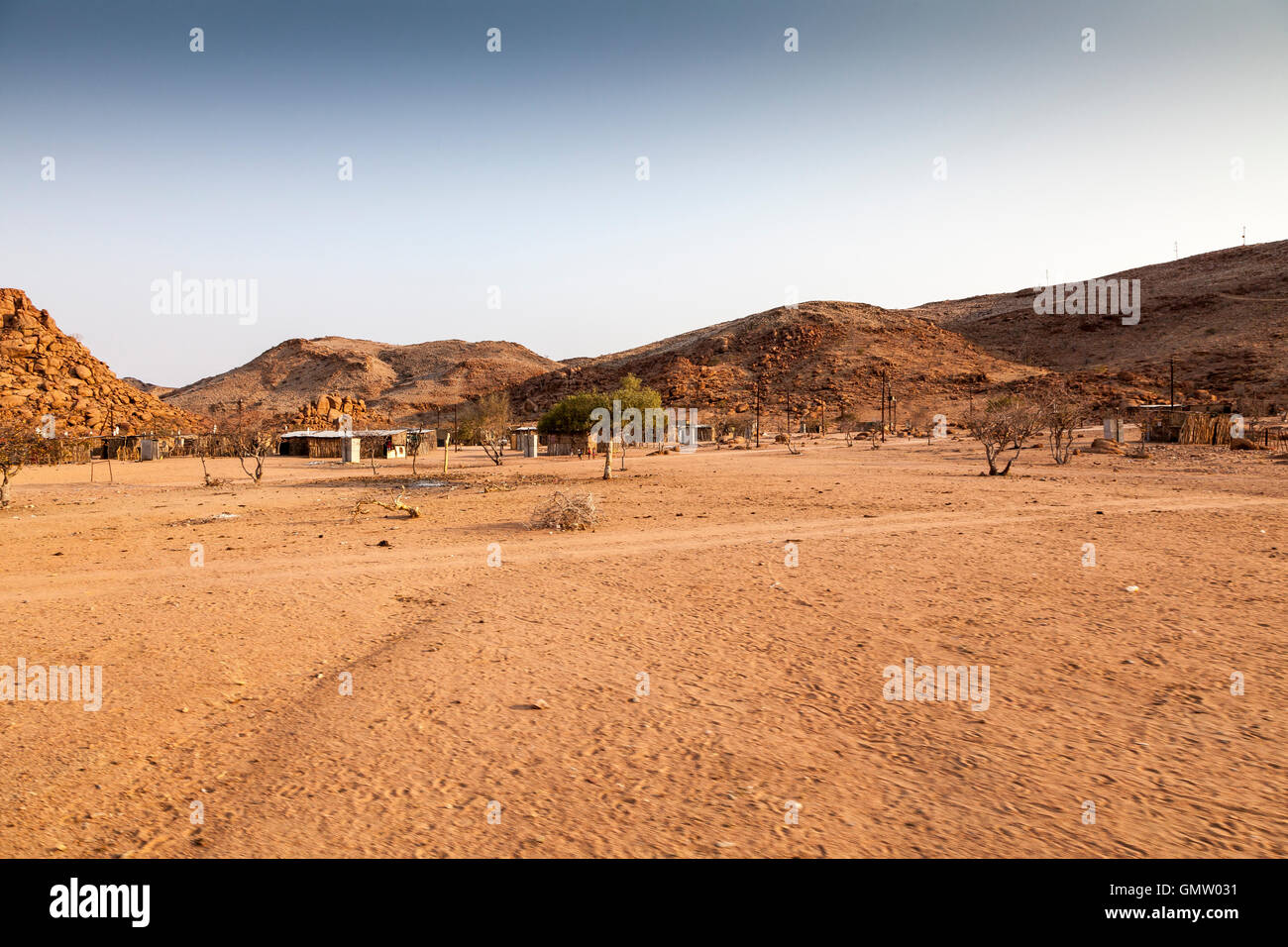 Settlement community hi-res stock photography and images - Alamy