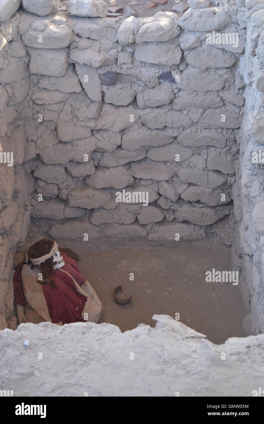 Chauchilla Cemetery, Nazca Burial, Nazca, Peru Stock Photo - Alamy