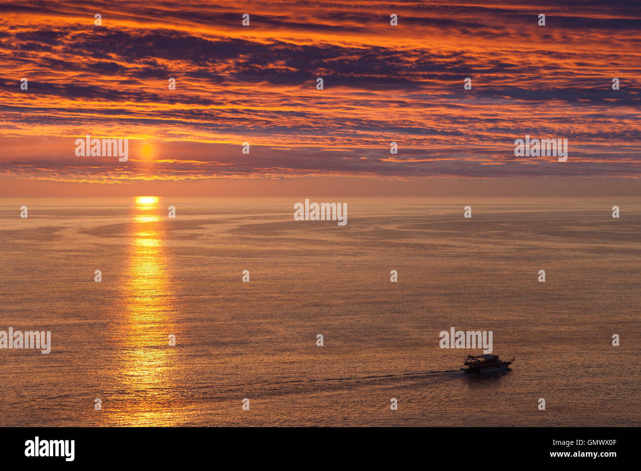 Sailing navigation at night hi-res stock photography and images - Alamy