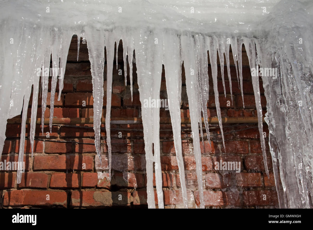 Icicle winter hi-res stock photography and images - Alamy