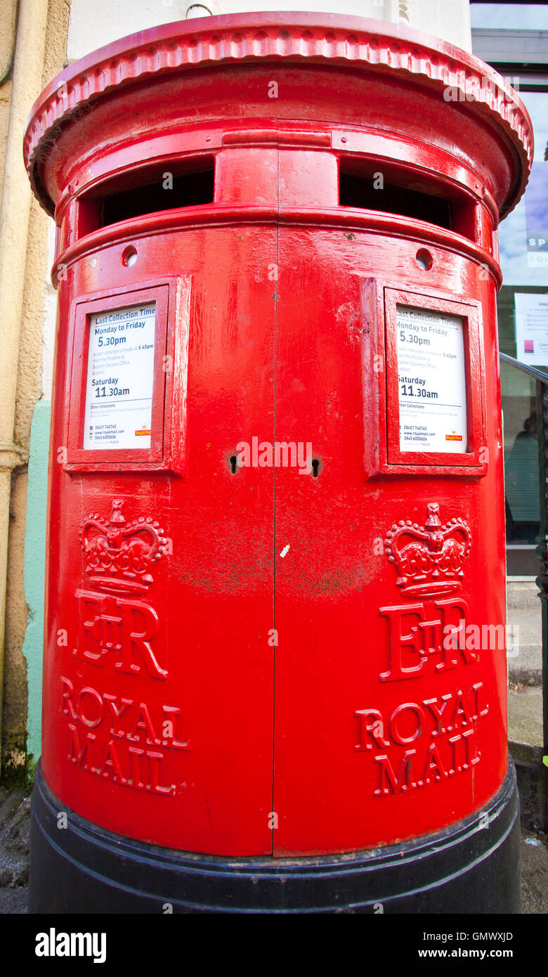 Royal mail air service hi-res stock photography and images - Alamy