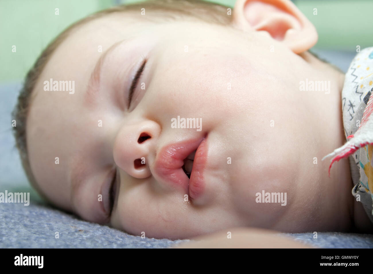 Little child sleeping Stock Photo - Alamy
