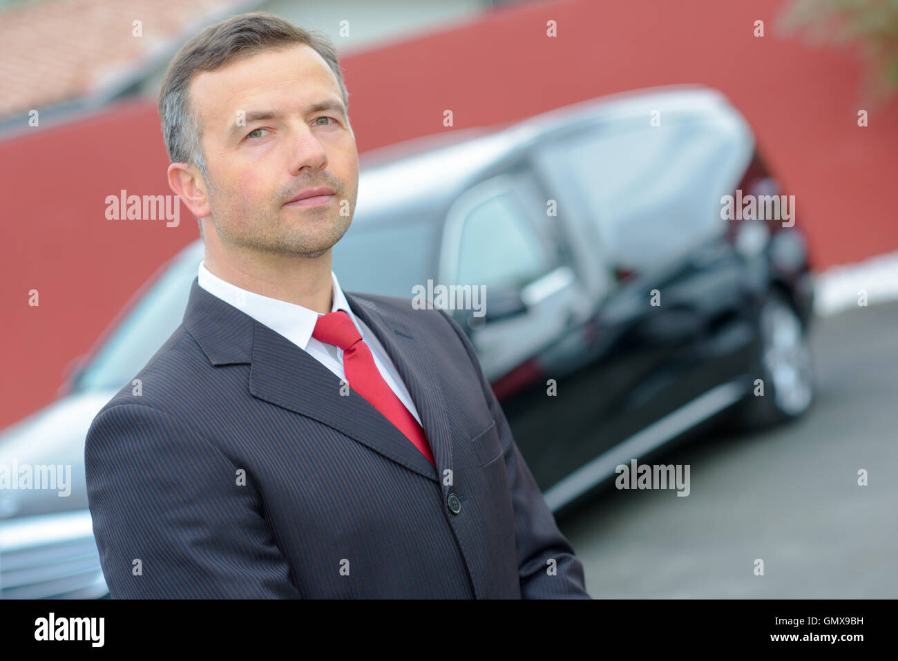 Undertaker hearse hi-res stock photography and images - Alamy