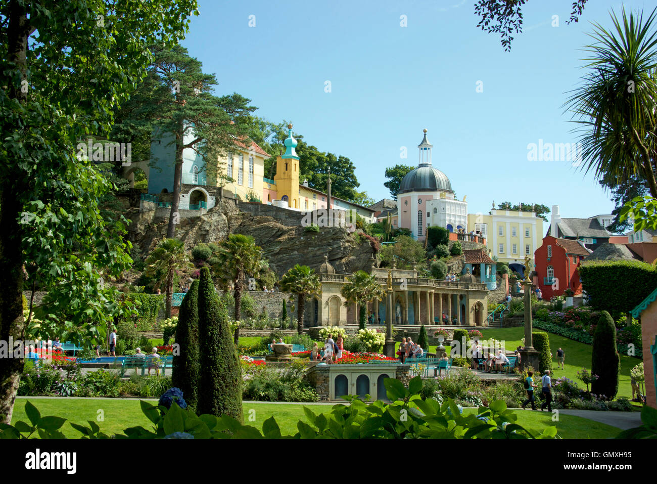 Portmeirion Italianate Village, North Wales - location where the cult ...