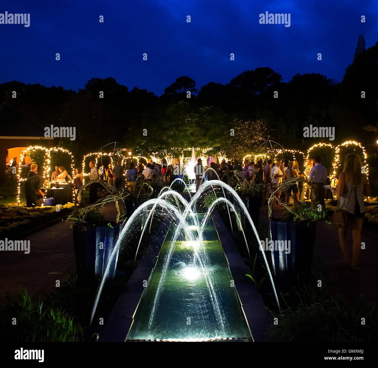 Nighttime lights hi-res stock photography and images - Alamy