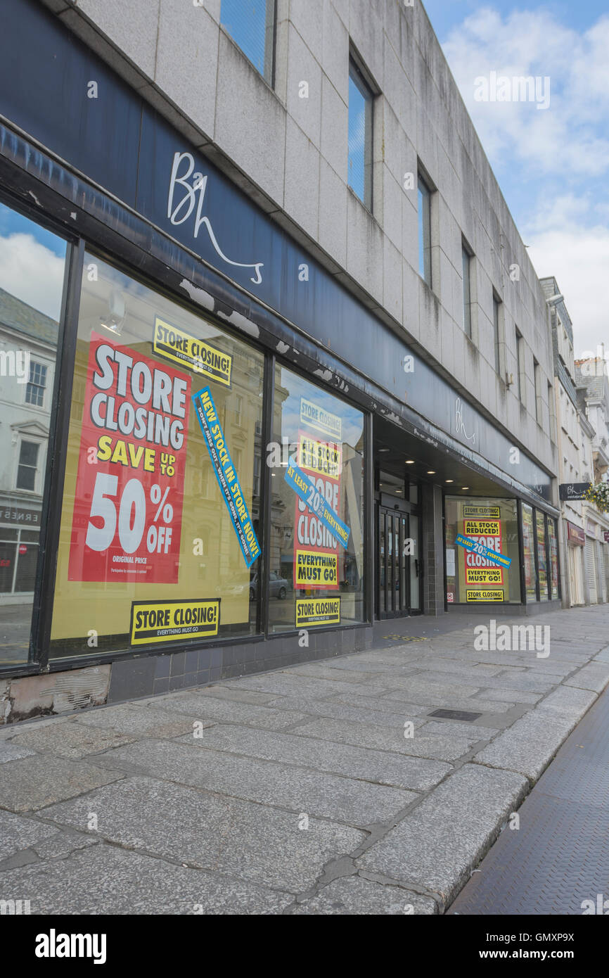 BHS Stores closure - last days of sale of Truro (Cornwall) BHS ...