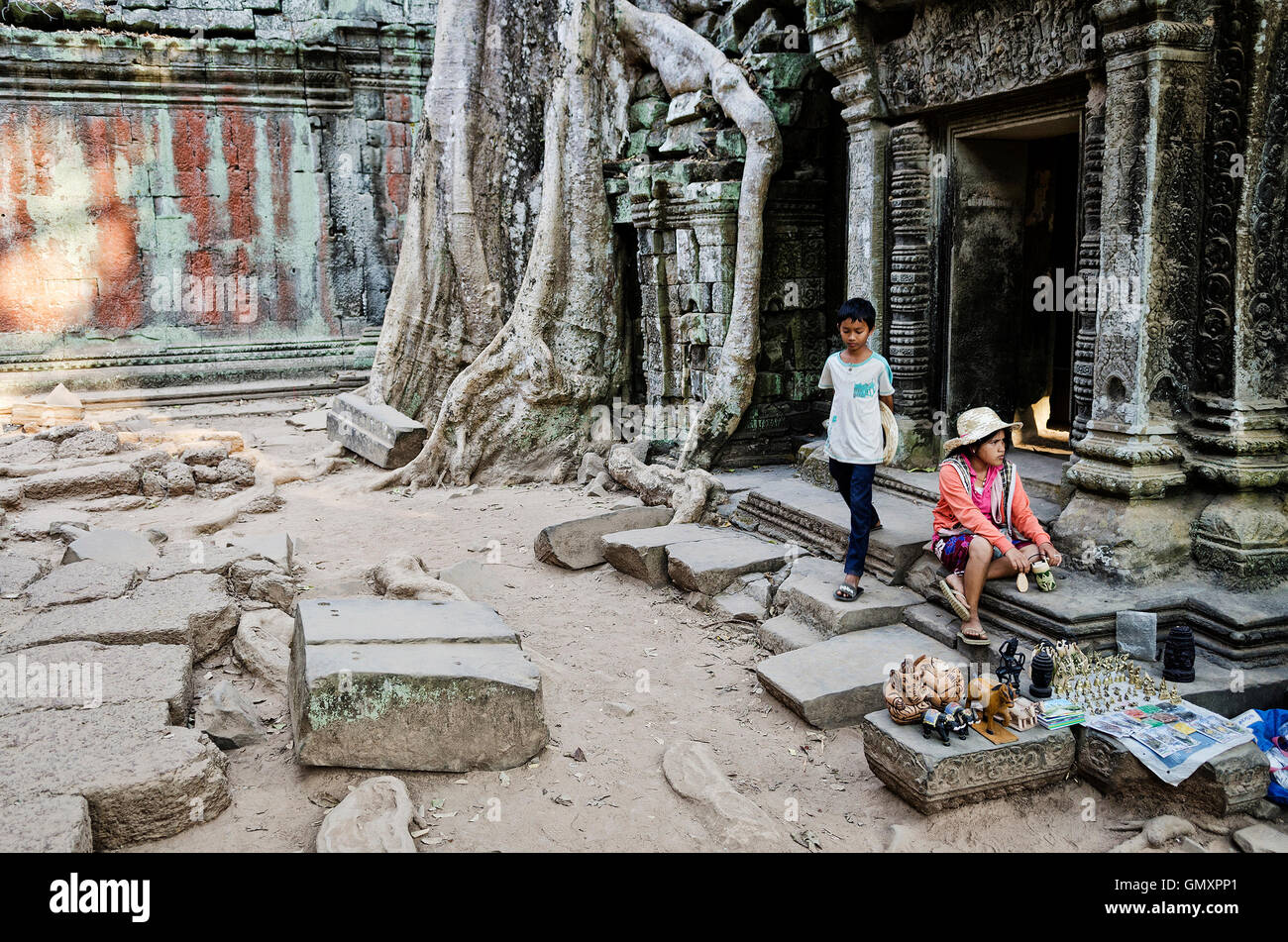 souvenir trinket stall vendor in angkor wat famous landmark buddhist ...