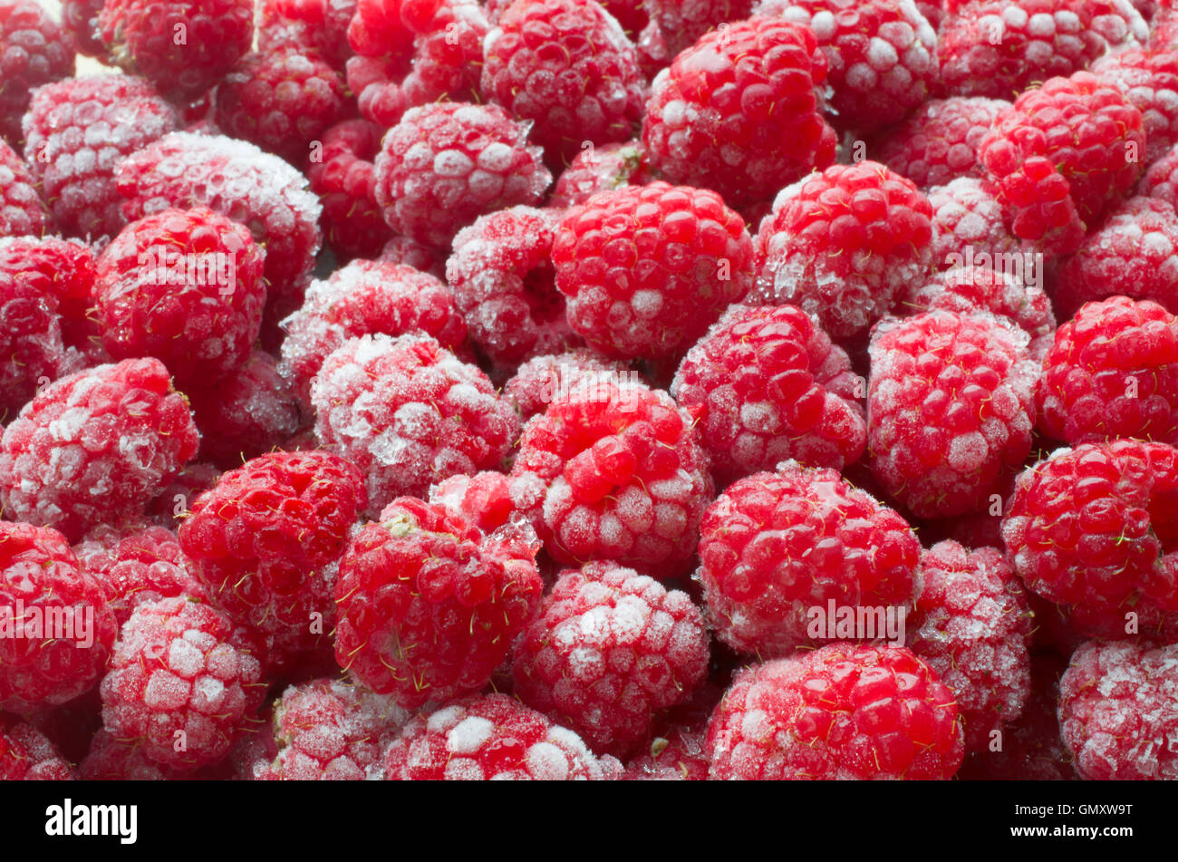 Raspberry frozen dessert hi-res stock photography and images - Alamy