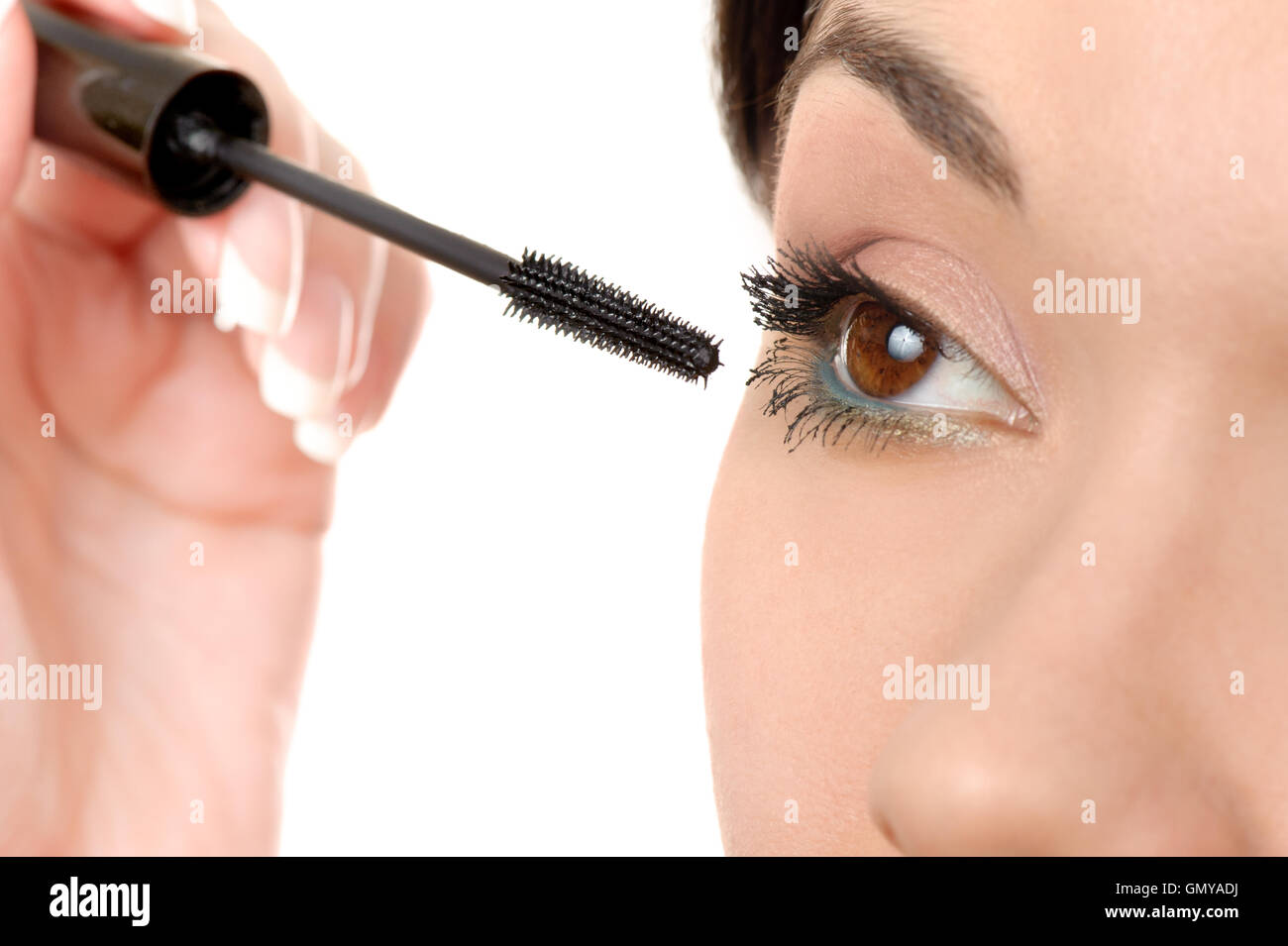 applying mascara using lash brush Stock Photo - Alamy