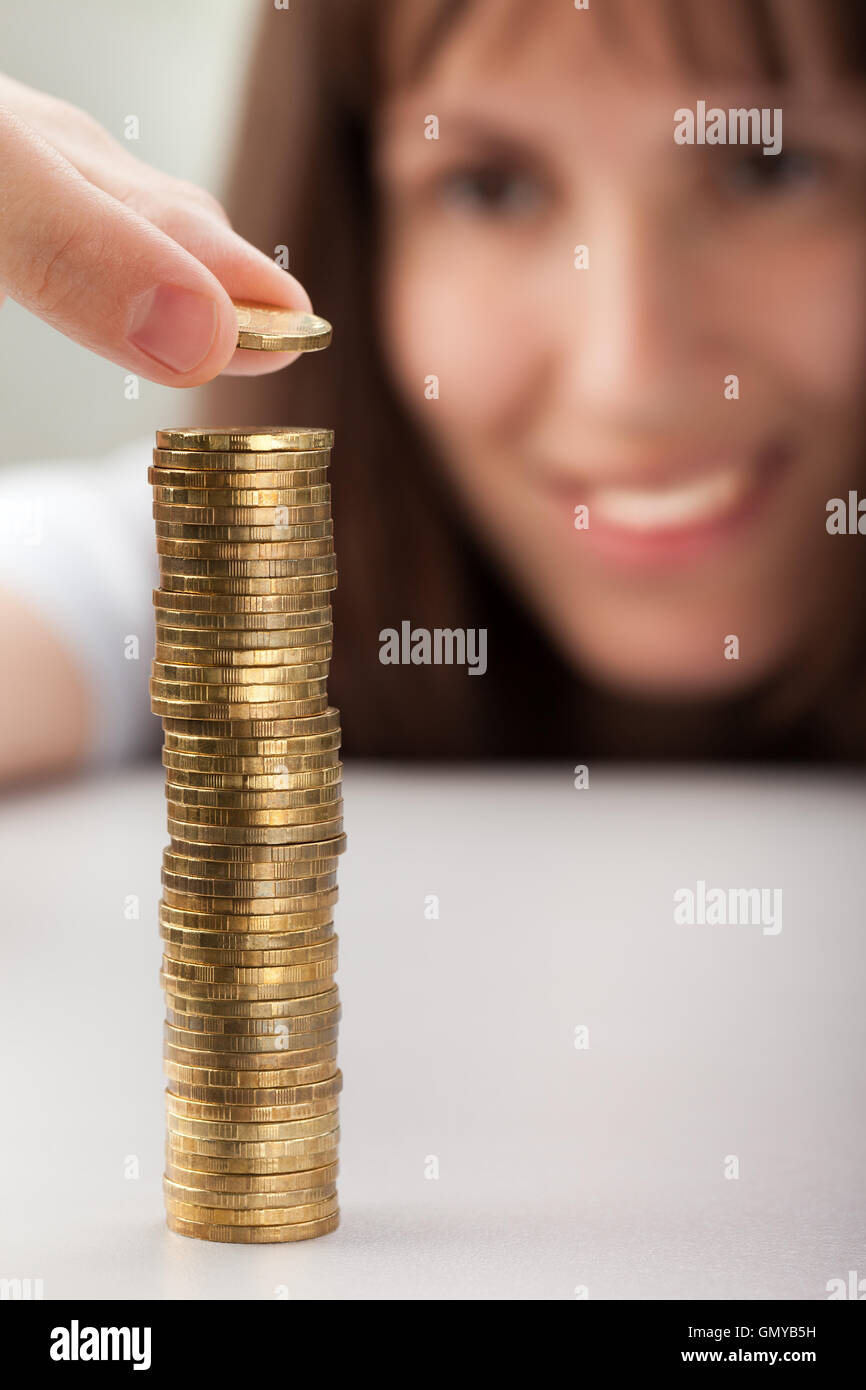 Hand and coin hi-res stock photography and images - Alamy