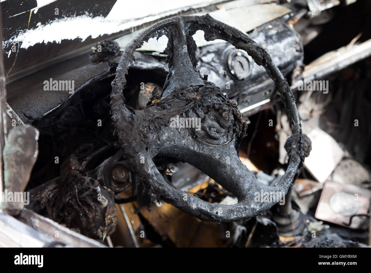 Fire car accident insurance hi-res stock photography and images - Alamy