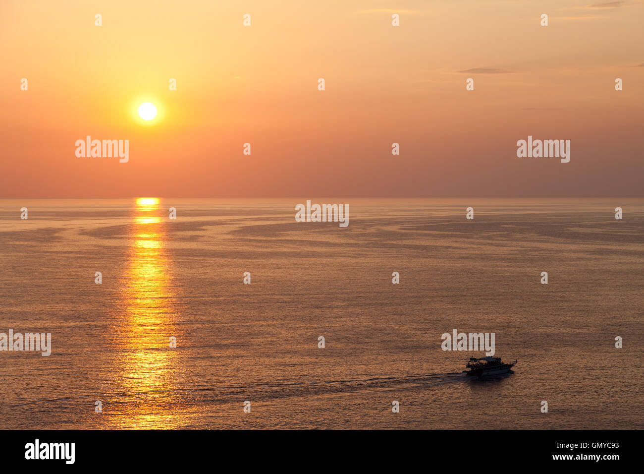 Sailing navigation at night hi-res stock photography and images - Alamy