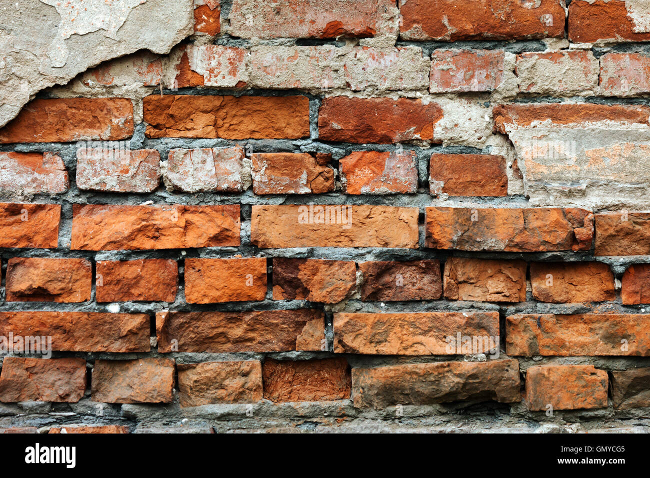 Cracked brick wall Stock Photo - Alamy
