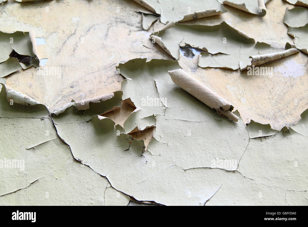 peeling paint wall close up Stock Photo - Alamy