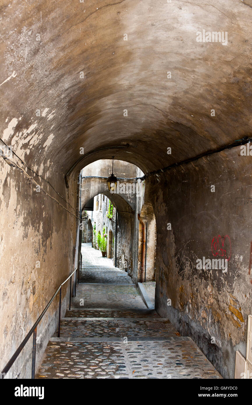 Narrow alley and stairs in the old town of crest hi-res stock ...
