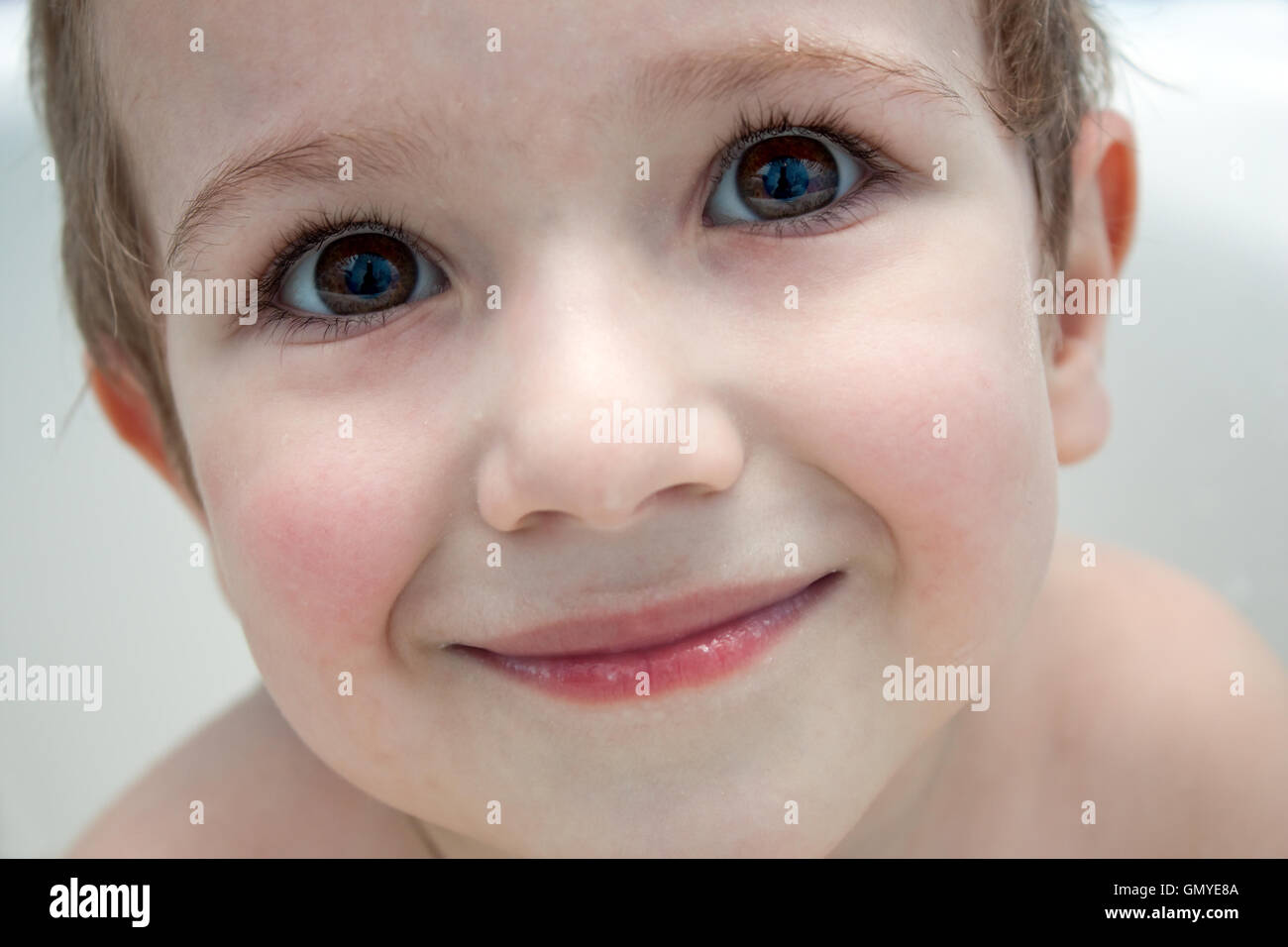 Little child smiling Stock Photo - Alamy