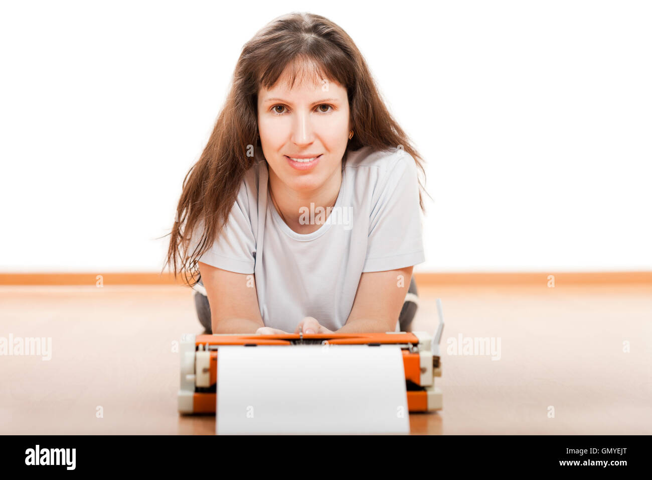 Women typing typewriter Stock Photo - Alamy
