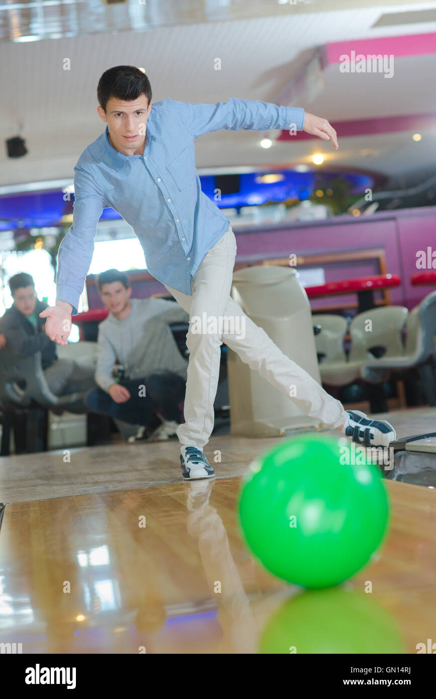 Man bowling hi-res stock photography and images - Alamy