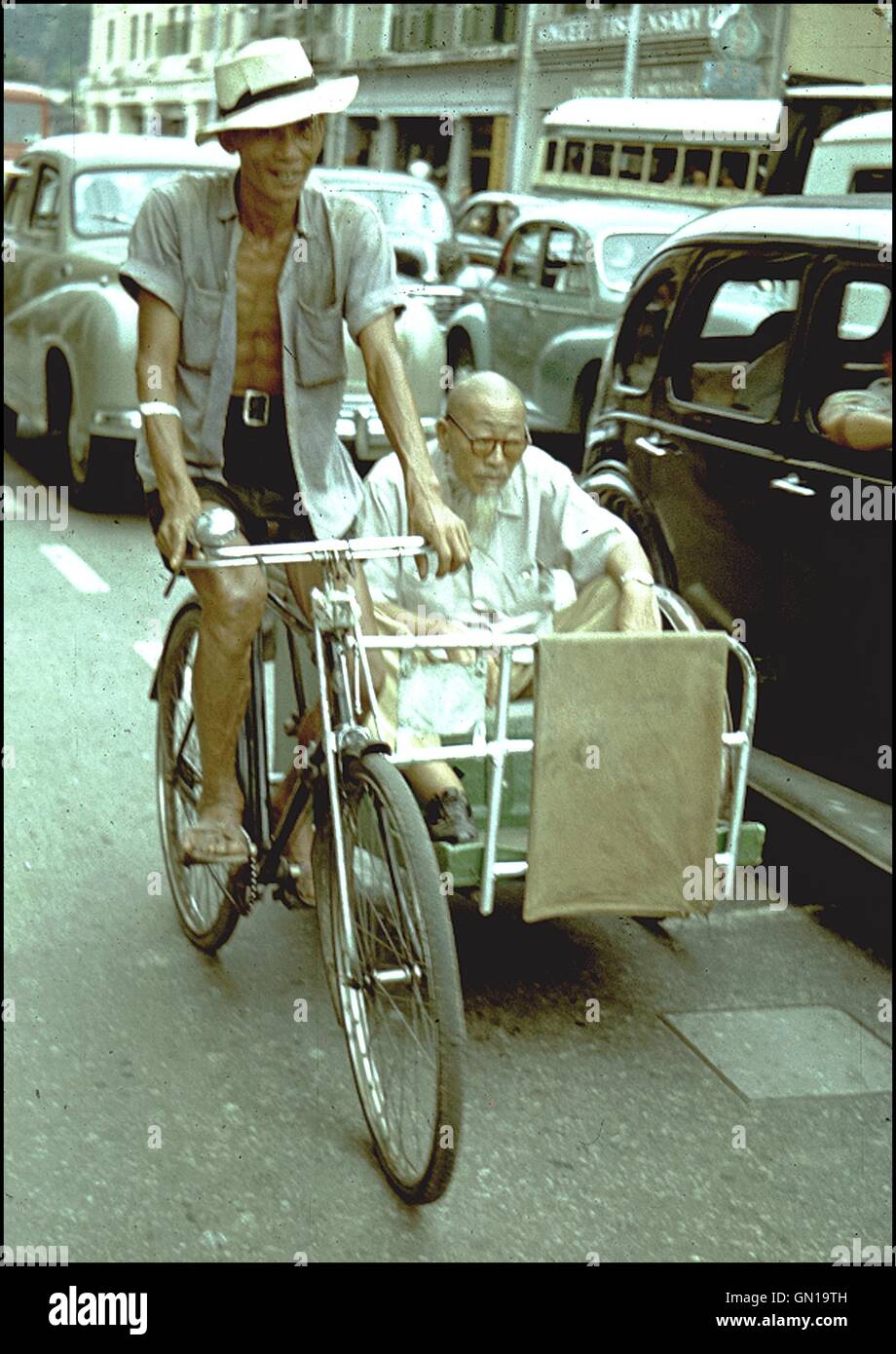 Singapore 1950s hi-res stock photography and images - Alamy